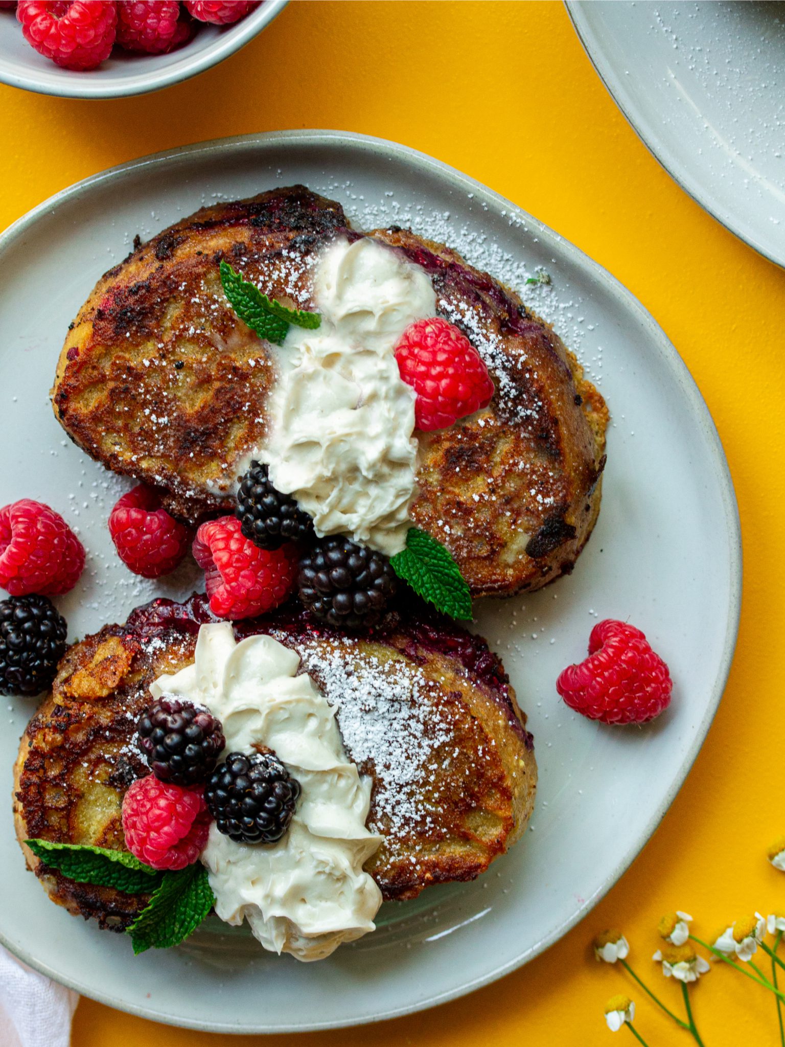 Vegan Lemon-Berry Cream Cheese Stuffed French Toast - Breakfast n' Brunch