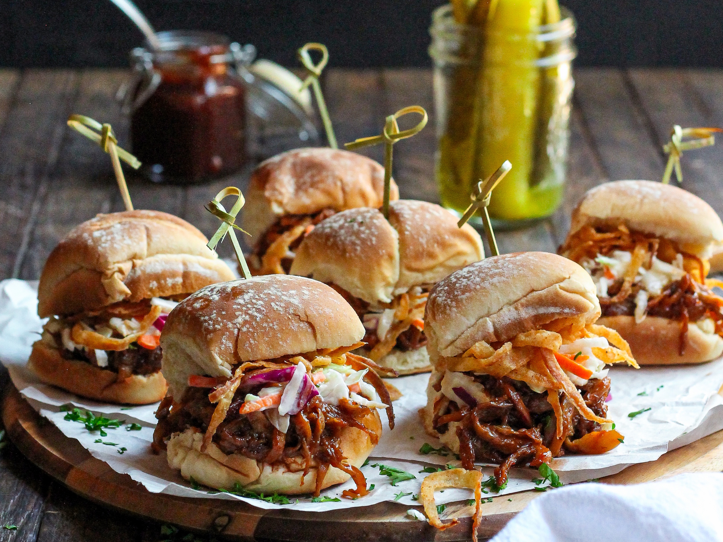 Vegan Pulled "Pork" Sliders - Eat Figs, Not Pigs