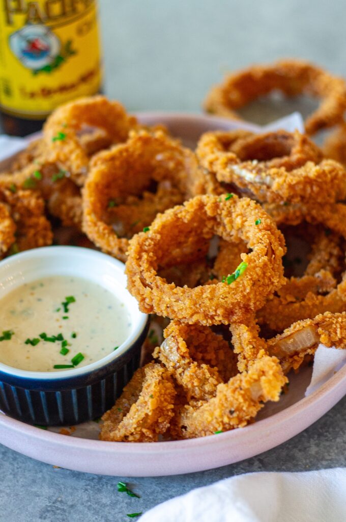 Crispy Onion Rings with White BBQ Sauce - Eat Figs, Not Pigs
